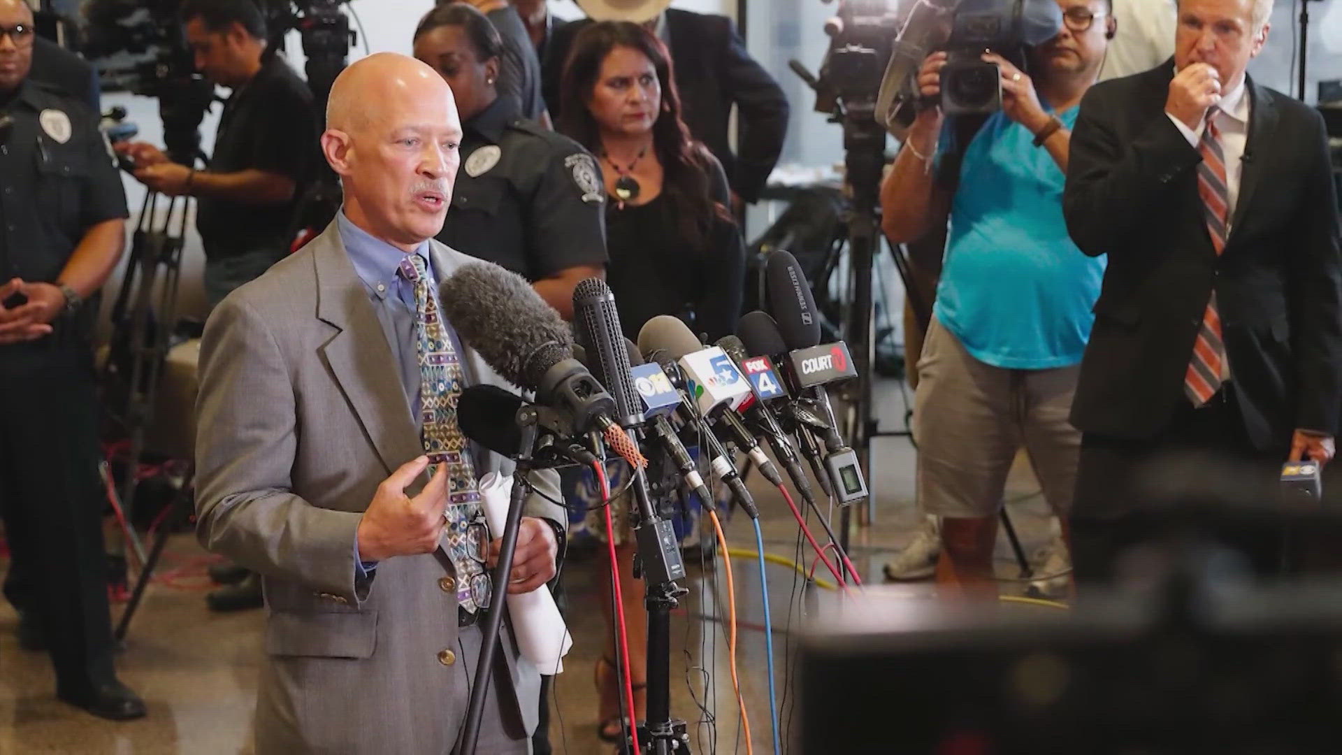 Dallas DA race sees a potential upset as incumbent John Creuzot is ...