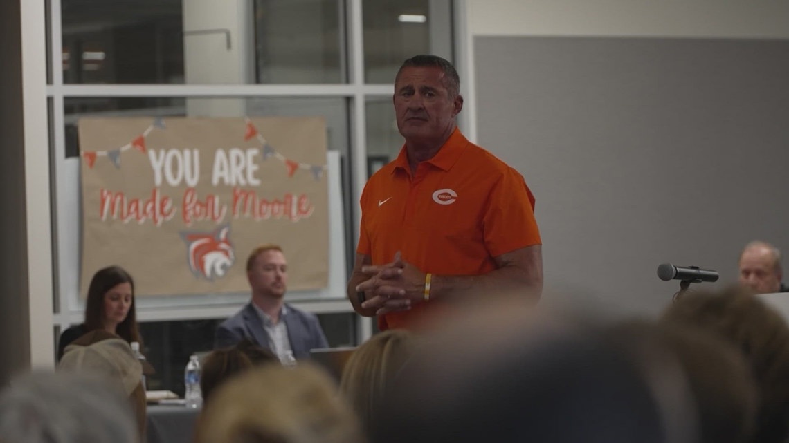 Amazon contractor Accelore Group to lay off 200-plus workers in North ...