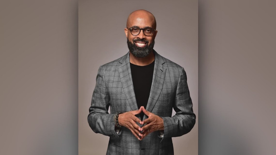 One-on-one with Dallas pastor taking over for Rev. Jesse Jackson | wfaa.com