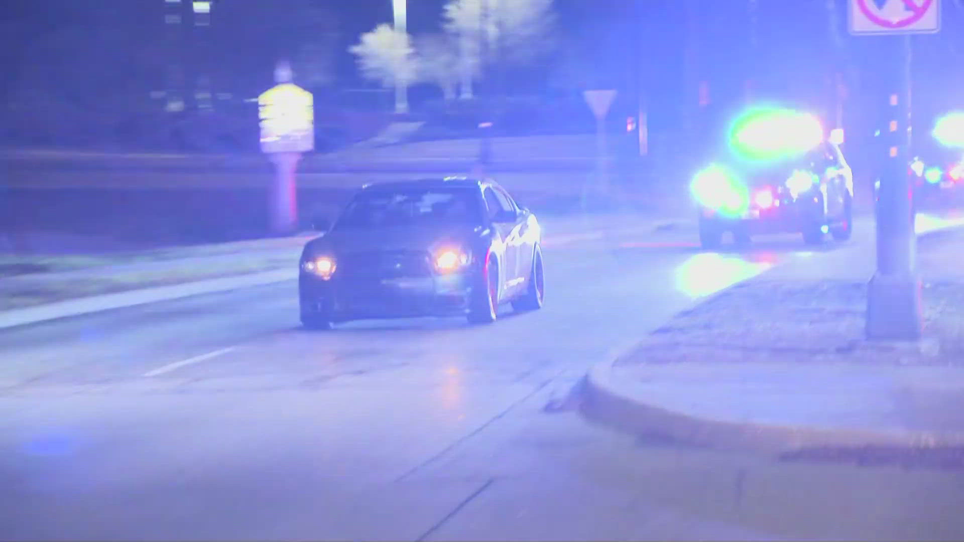 CAUGHT ON CAM: Police cars, helicopter in Texas chase car for over an ...