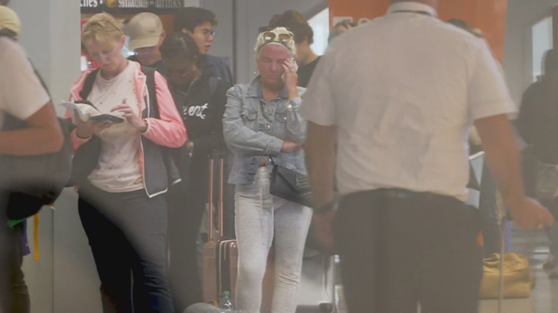 Passengers leave behind $57K in loose change at DFW Airport | wfaa.com