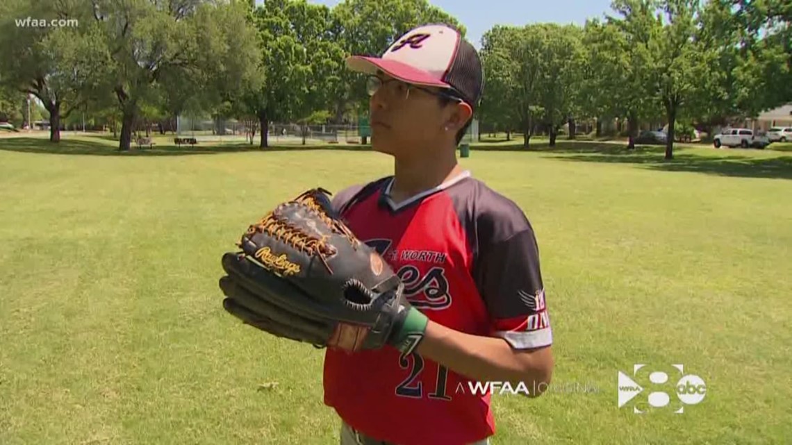 Fort Worth baseball player finds hope in 3D-printed prosthetic finger ...