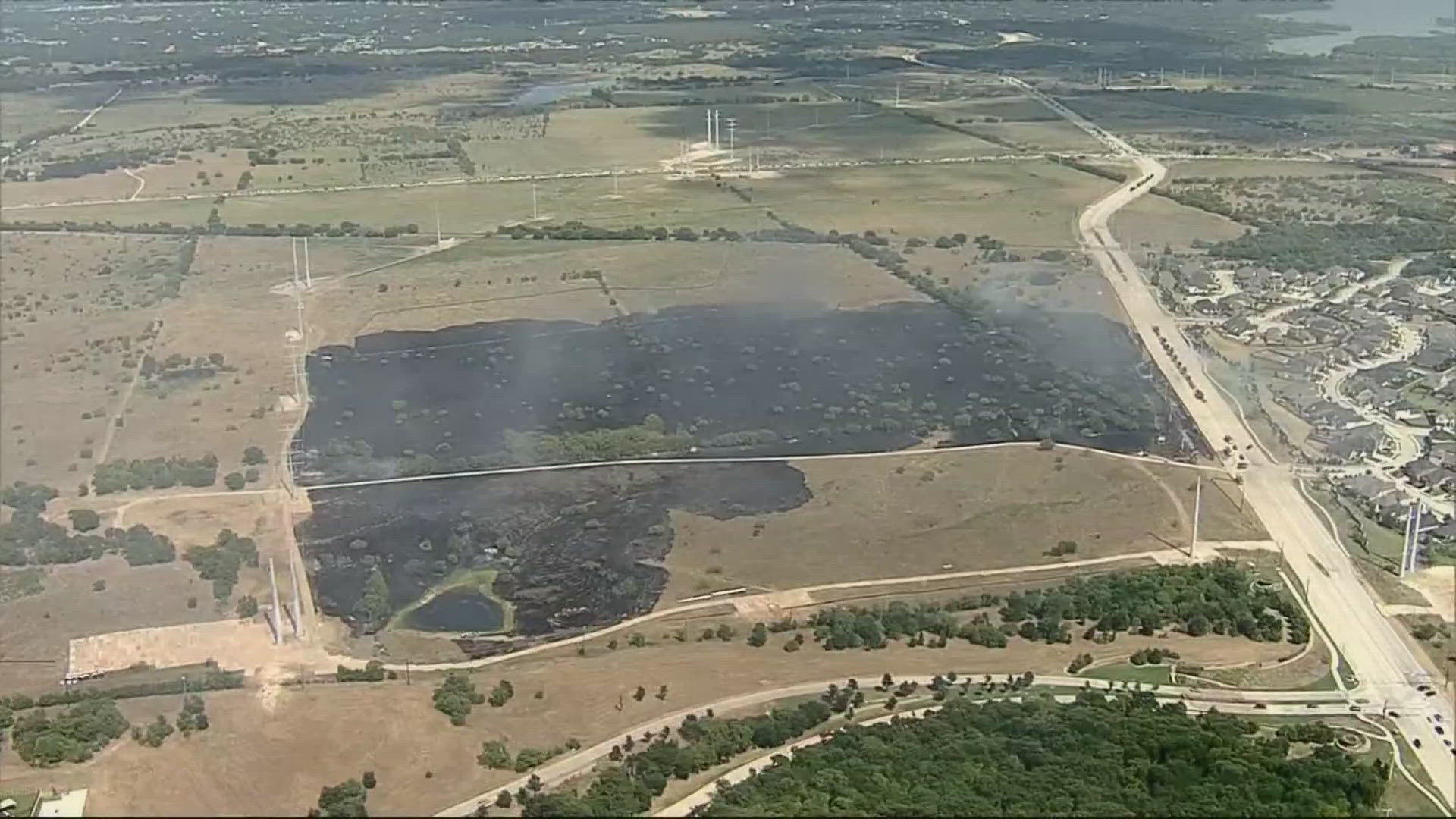 Flower Mound Fire Department contains large grass fire | wfaa.com