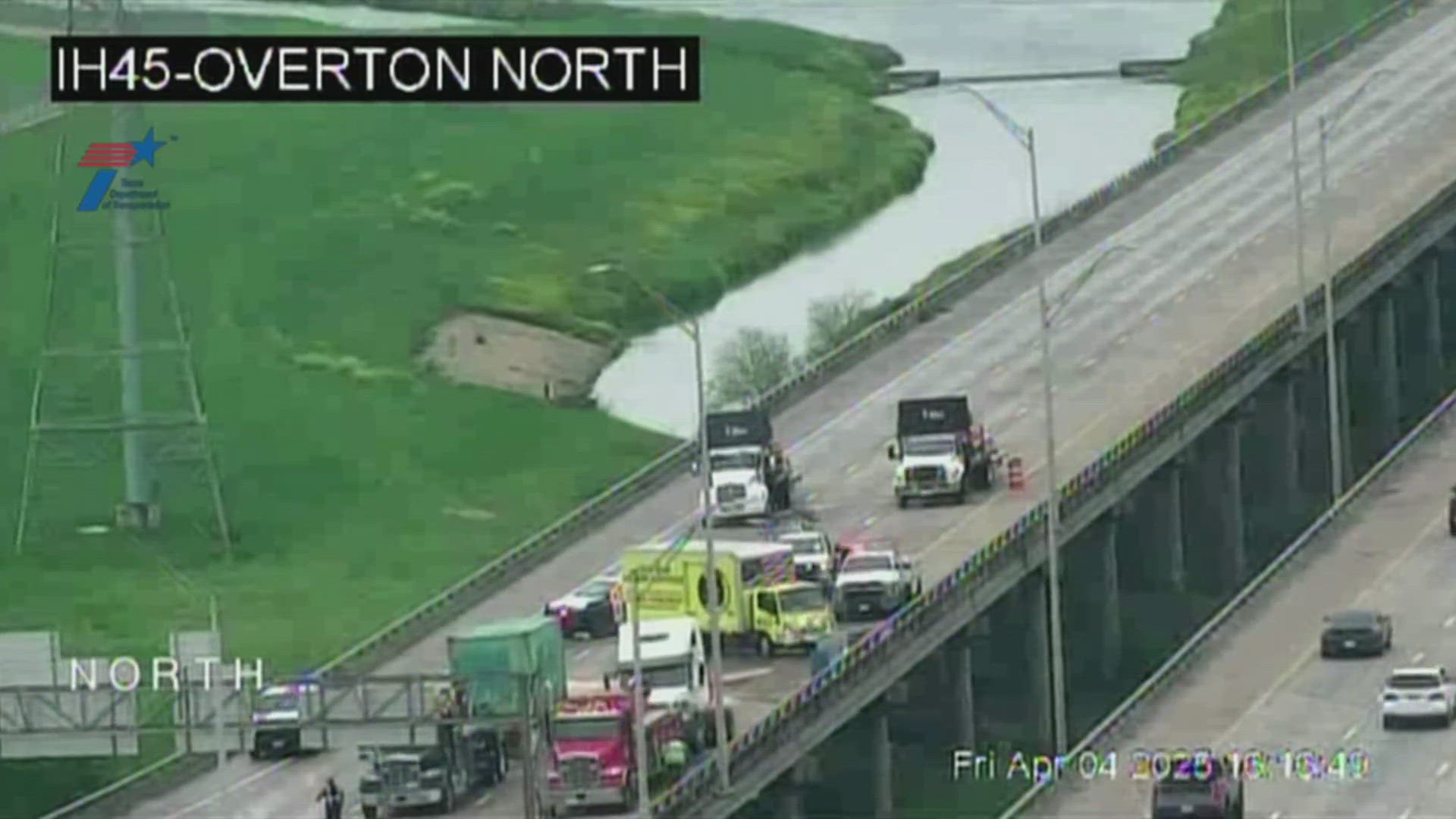 Fort Worth, Texas pileup crash on I-35W: 1 killed, highway closed ...