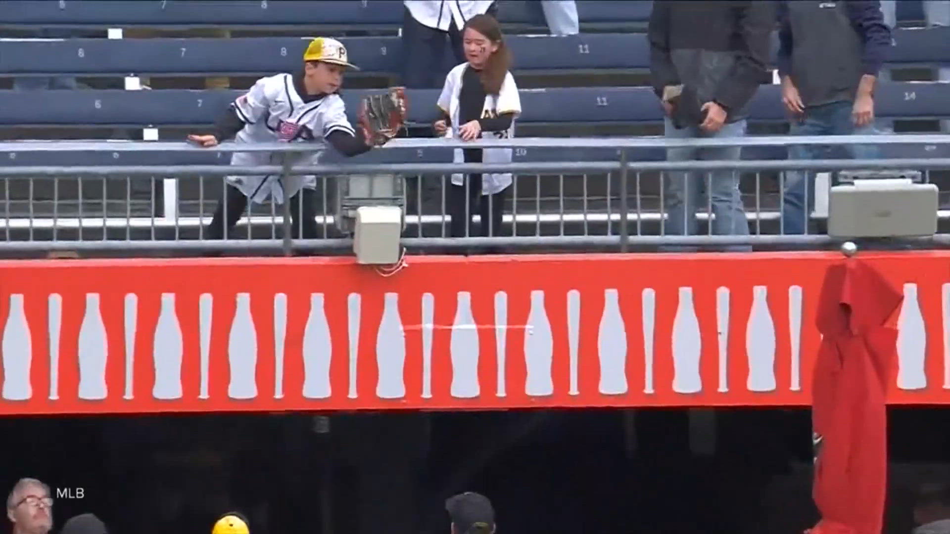 Brother and sister go viral for sharing a ball and a big hug at an MLB ...