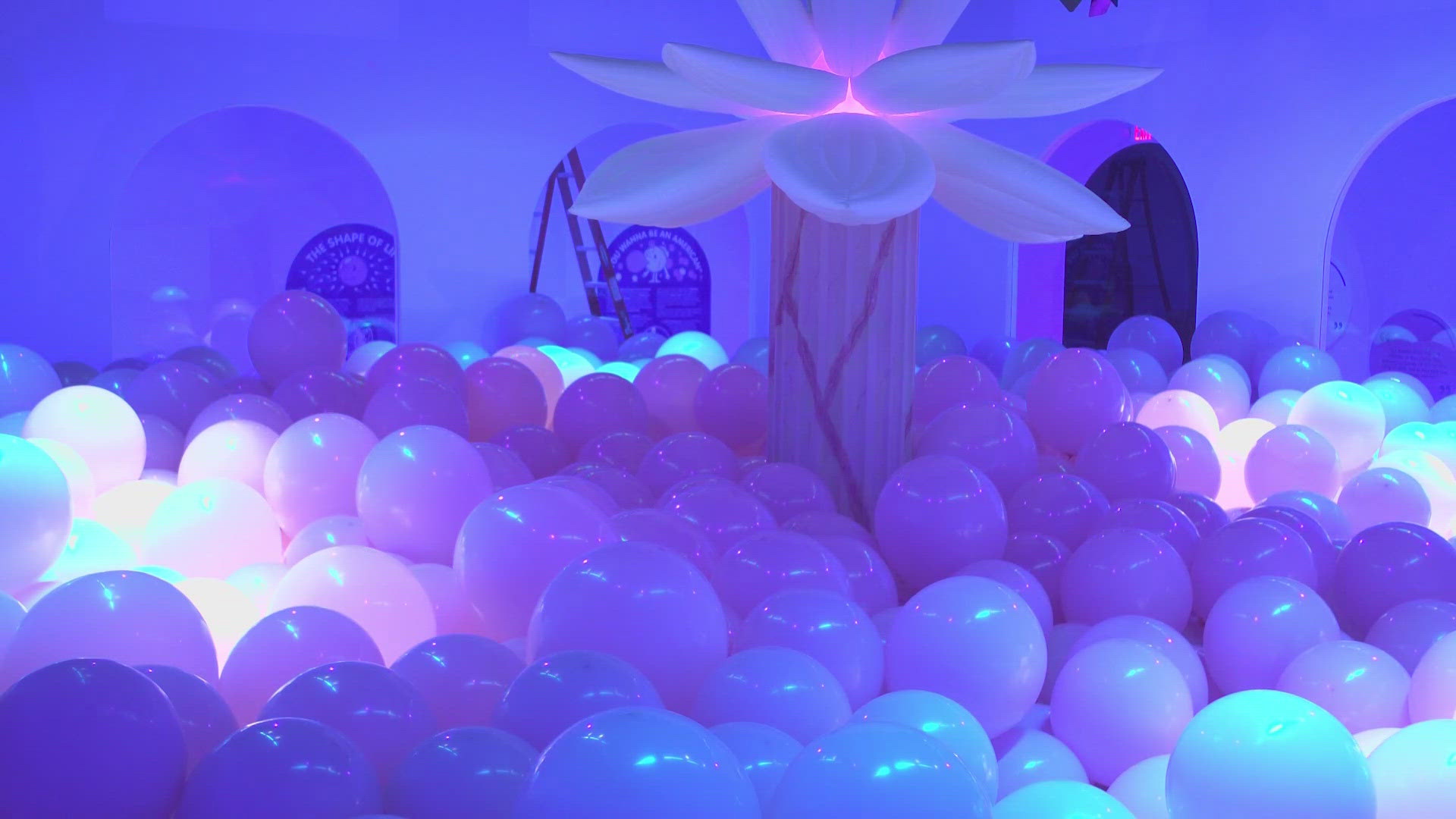 Bubble Planet at Grapevine Mills mall is Texas' first bubble experience ...