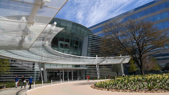 American Airlines opens its new Fort Worth headquarters — take a look ...