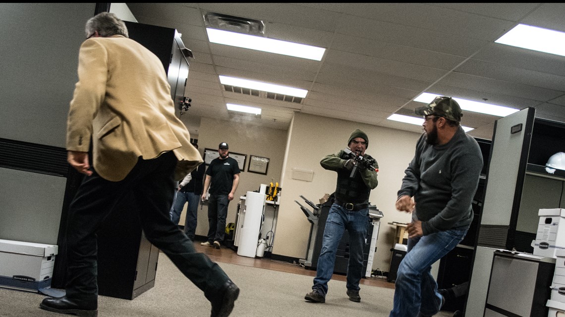 Dallas police officer gives tips on how to be safe during a shooting ...