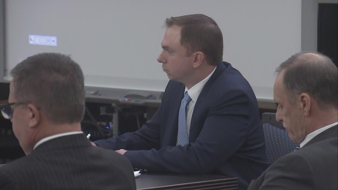 Aaron Dean trial verdict: Manslaughter vs. murder? | wfaa.com