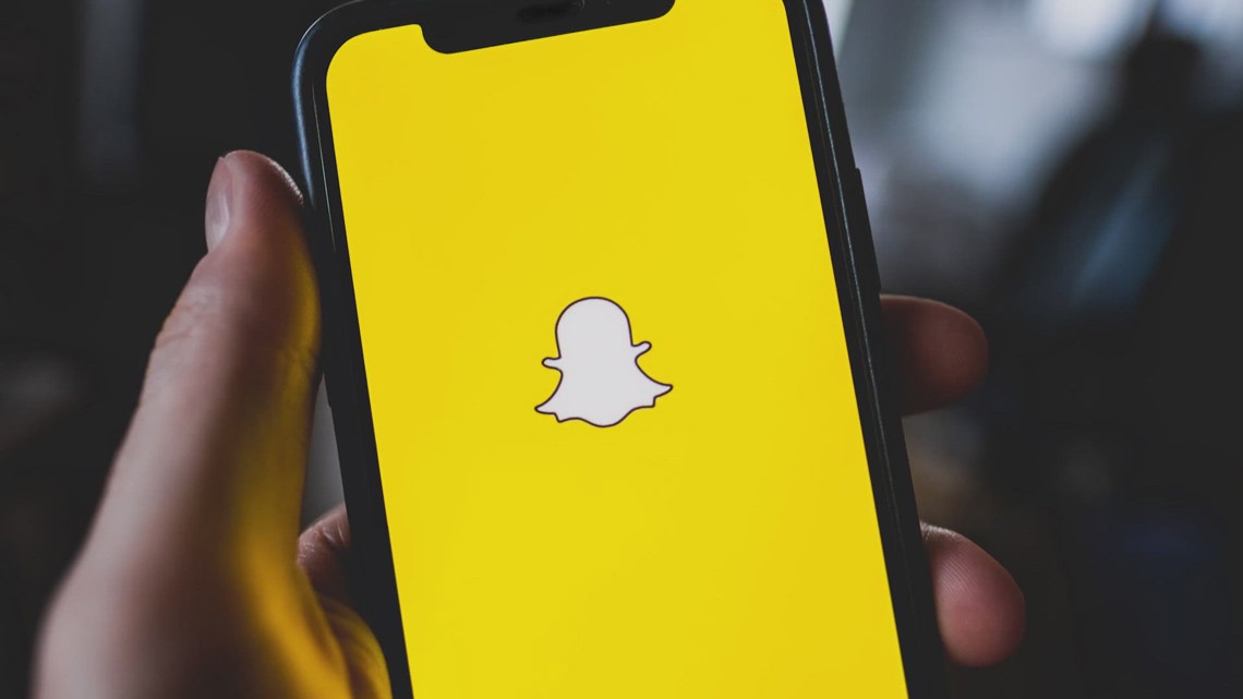 Breaking down Snapchat's new safety features | wfaa.com