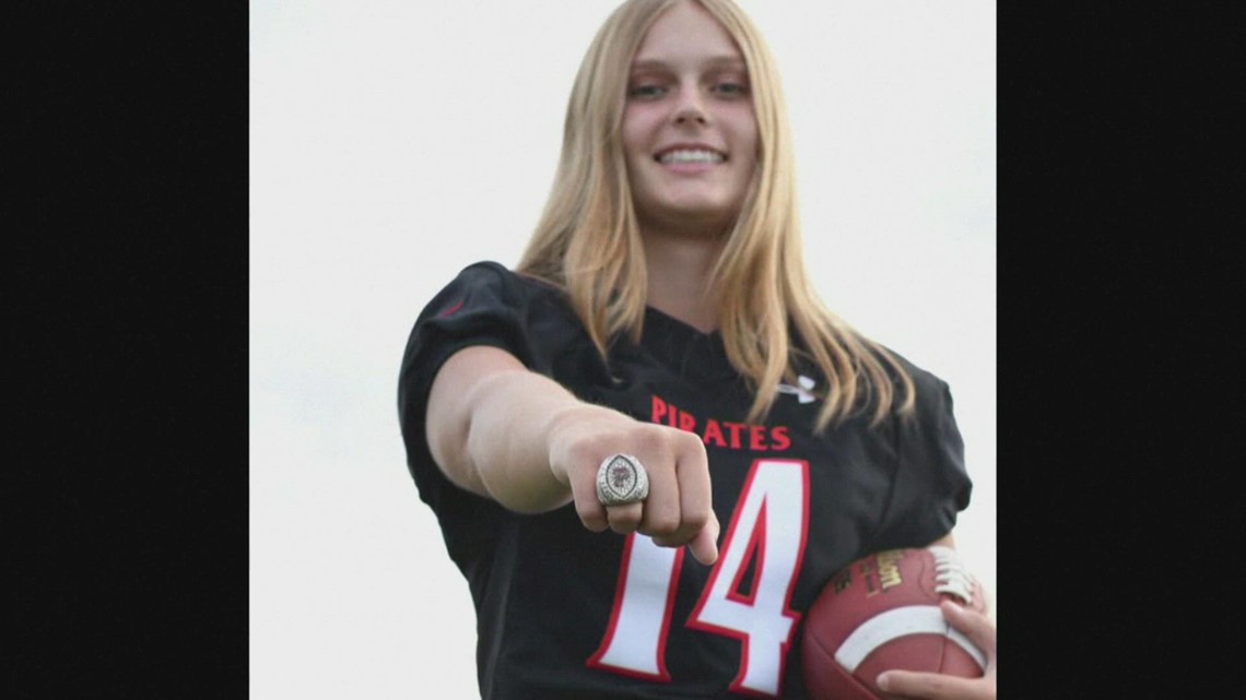 Wisconsin girl kicks off as high school starter quarterback | wfaa.com