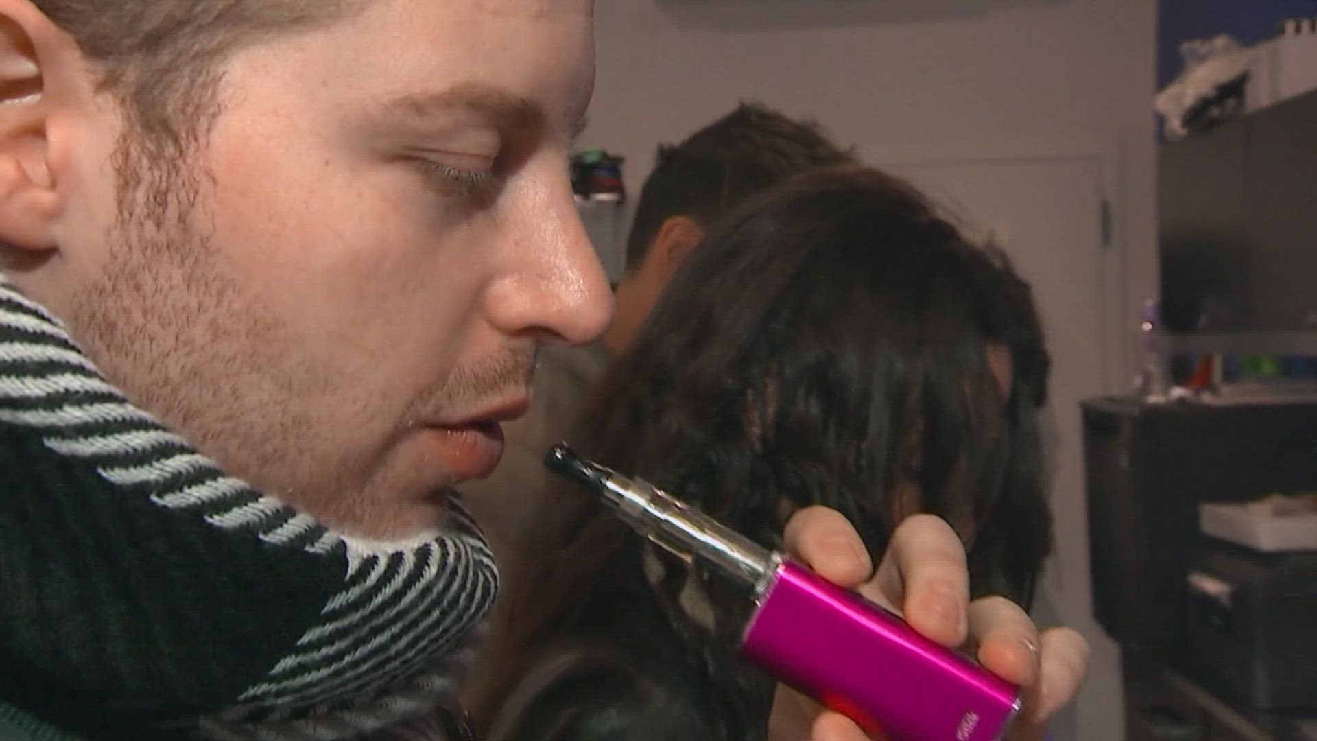 Vaping will be banned in Dallas starting Thursday, Dec. 11 | wfaa.com