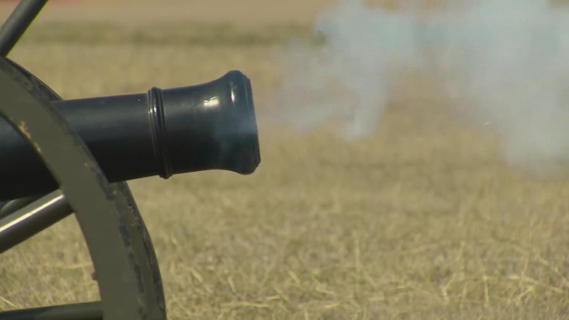 Kids get an up-close look at a piece of Texas history | wfaa.com