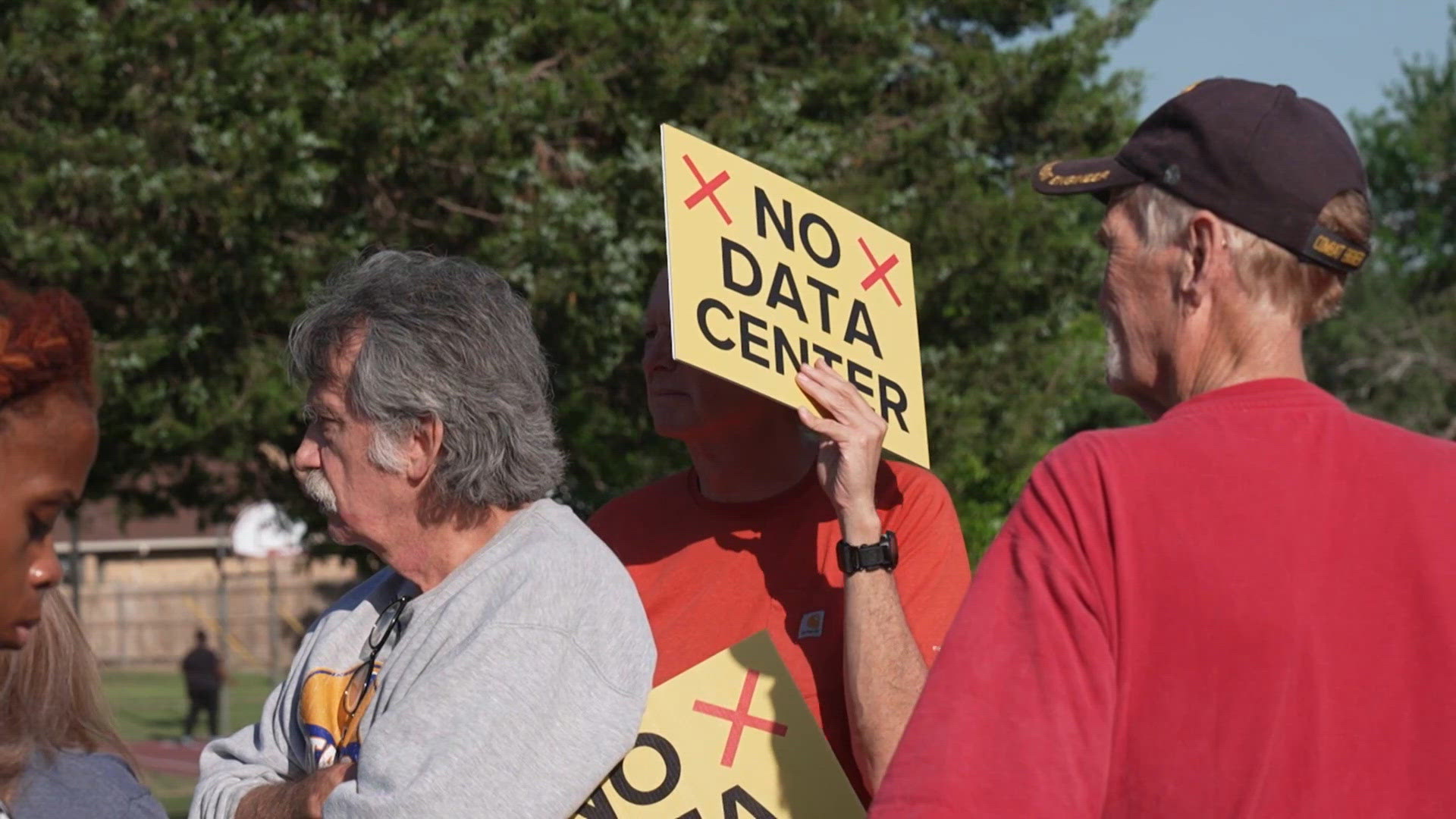 Texas explores data center boom amid economic hopes and community ...