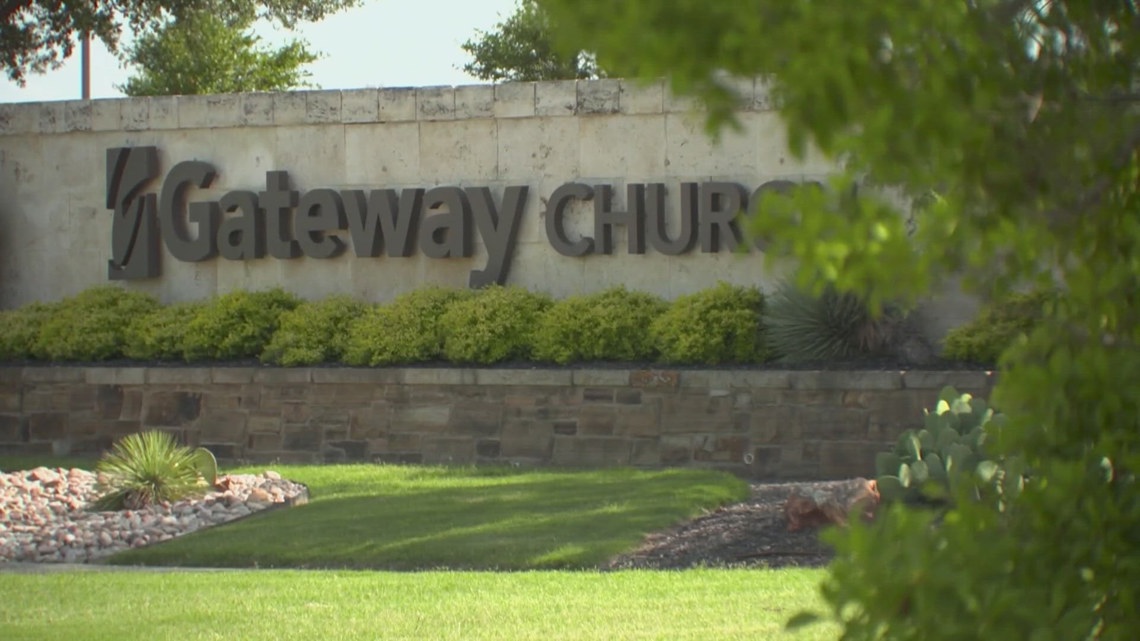 Megachurch pastor's lawyers blamed child for incident | wfaa.com