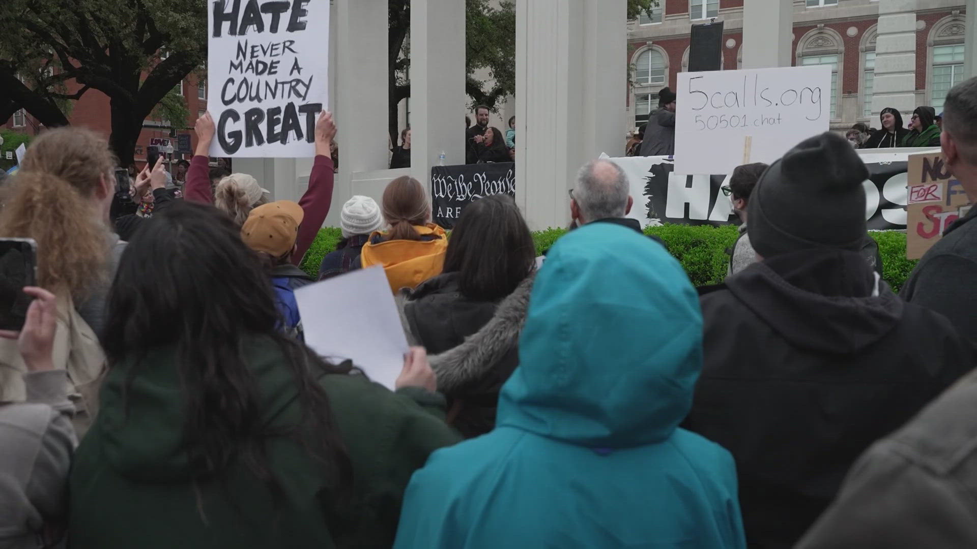 Hundreds gather in downtown Dallas for "Hands Off" protest | wfaa.com