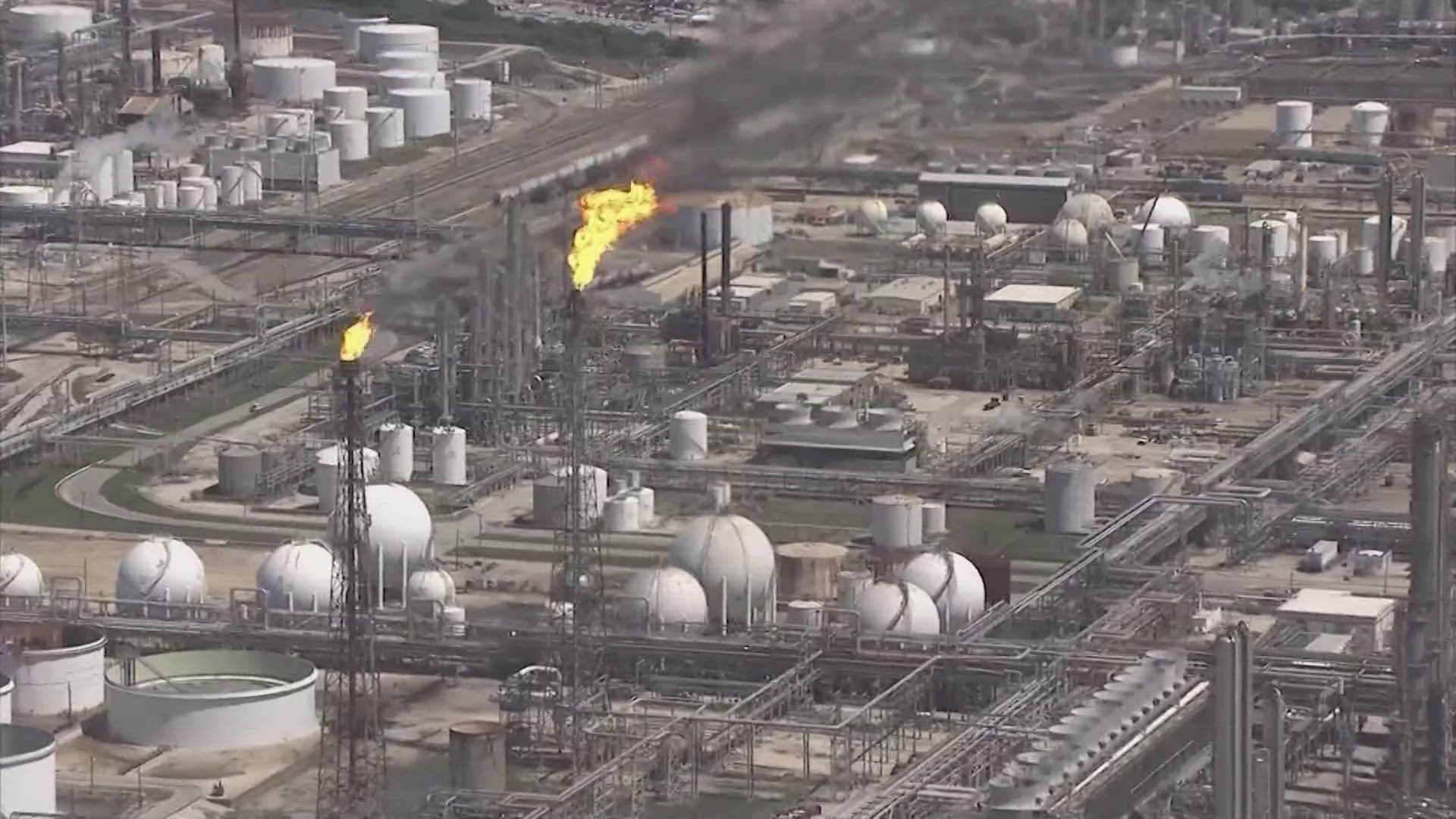Higher gas prices could signal rising costs across the economy | wfaa.com