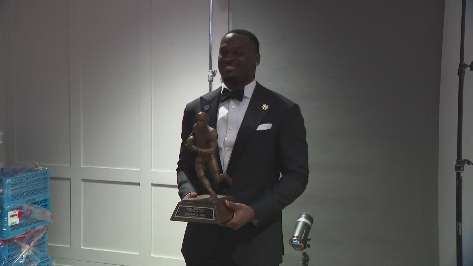 One-on-one with Jeremiyah Love at the Doak Walker Award | wfaa.com