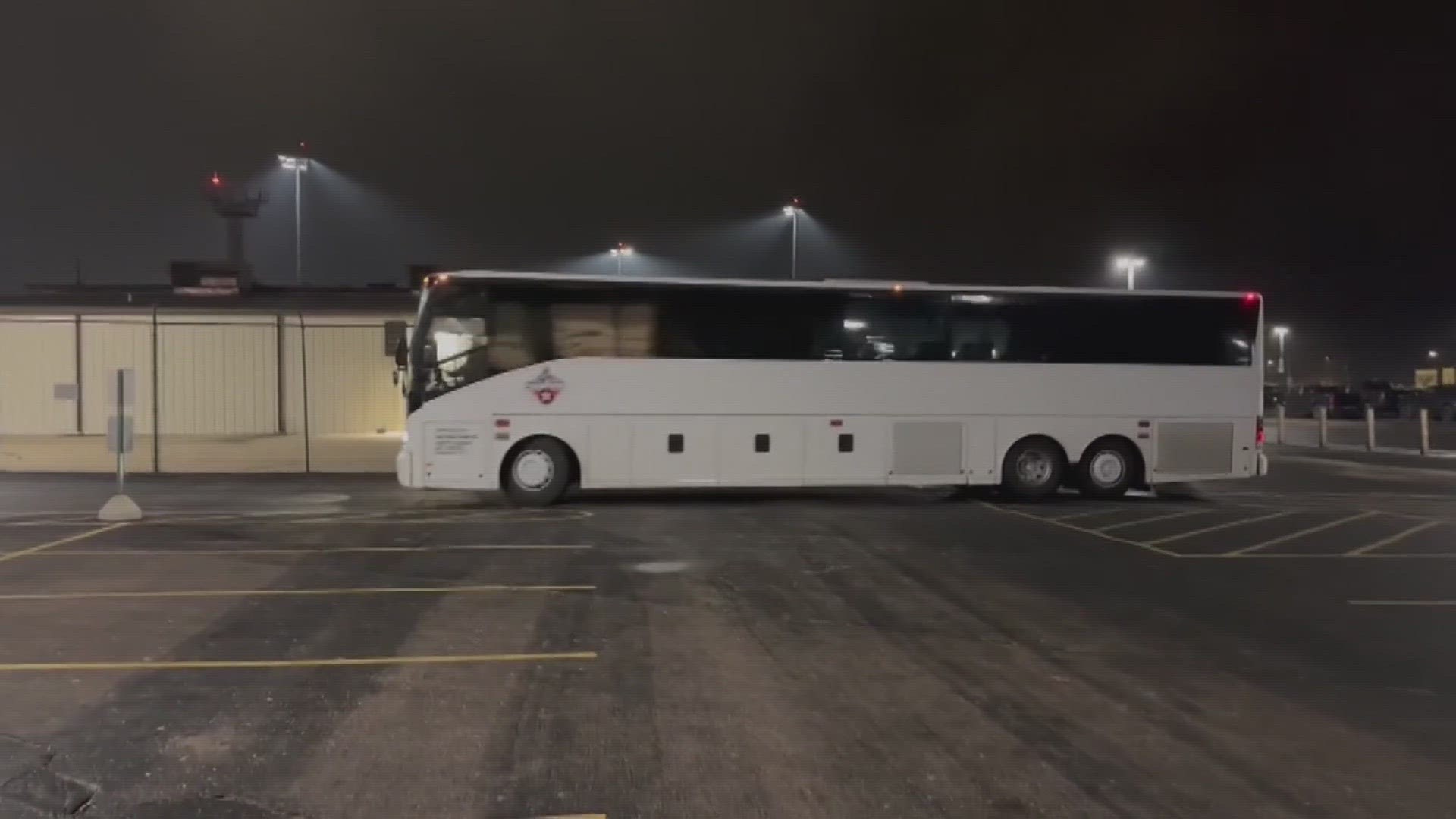 North Texas church prepares to accept a busload of migrants | wfaa.com