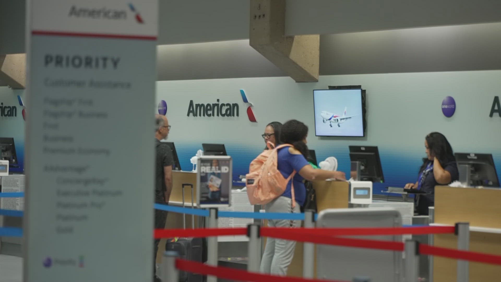 Hundreds of flights cancelled, delayed at DFW Airport amid rainy ...