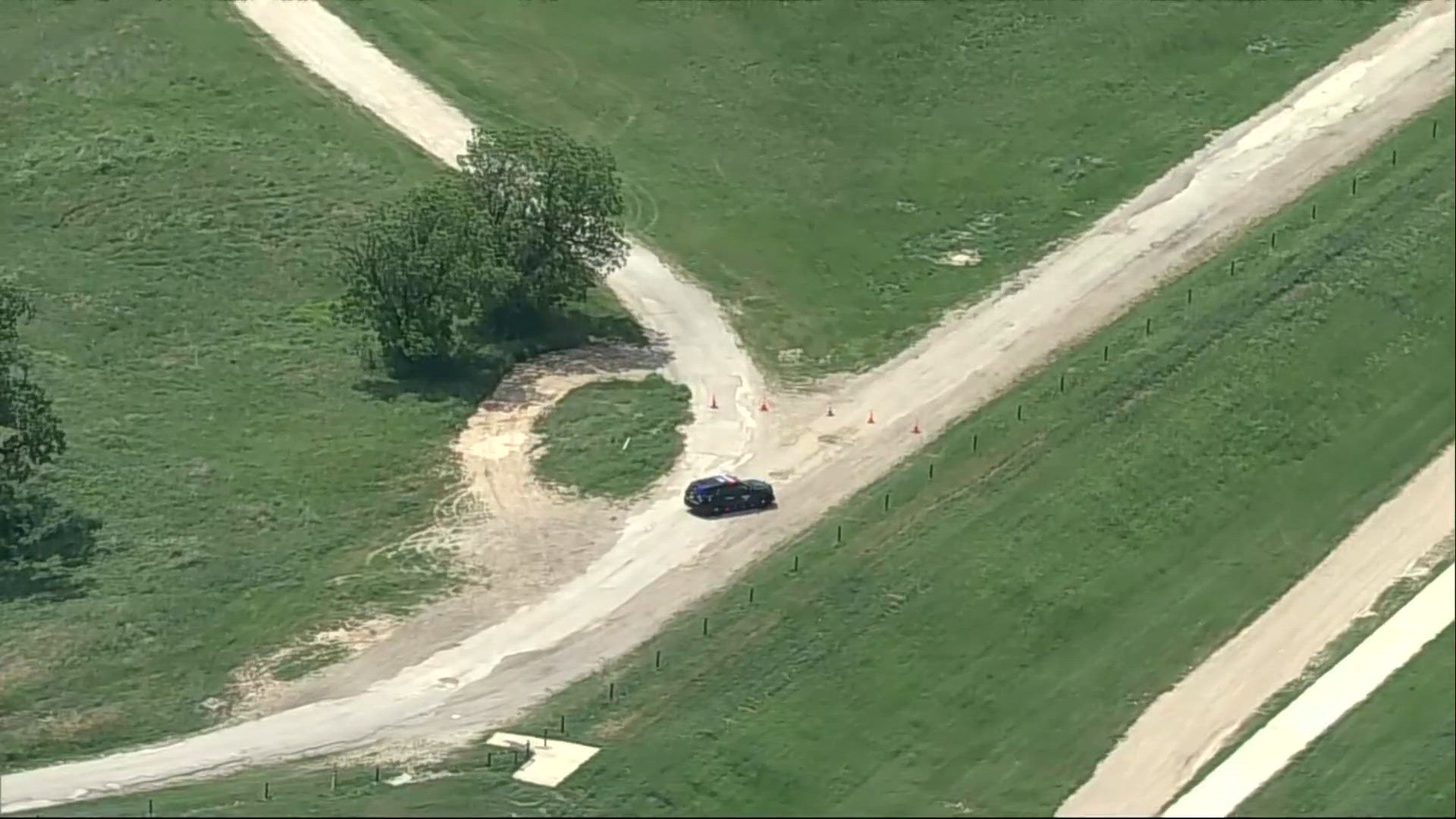 Two dead, one injured in Fort Worth crash and hazmat incident | wfaa.com