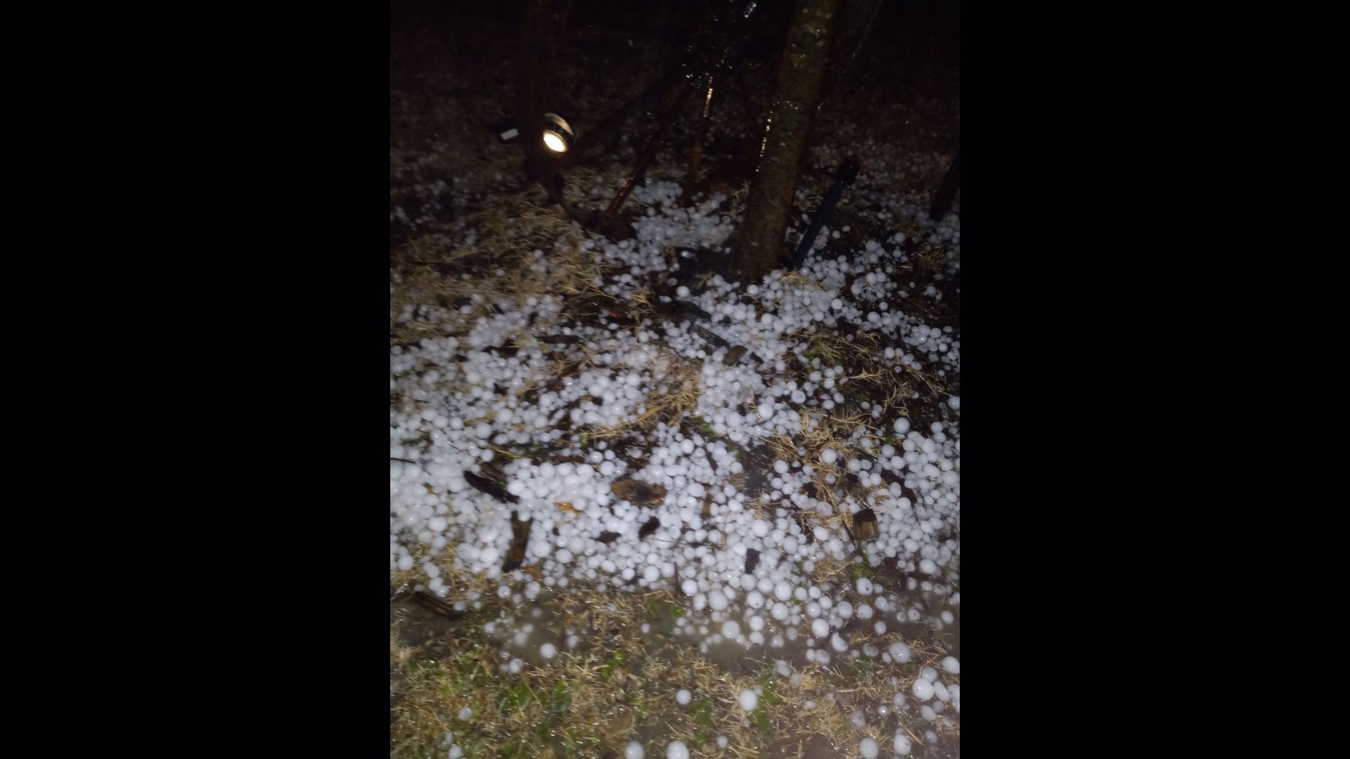 Large amounts of hail fall in parts of North Texas | wfaa.com