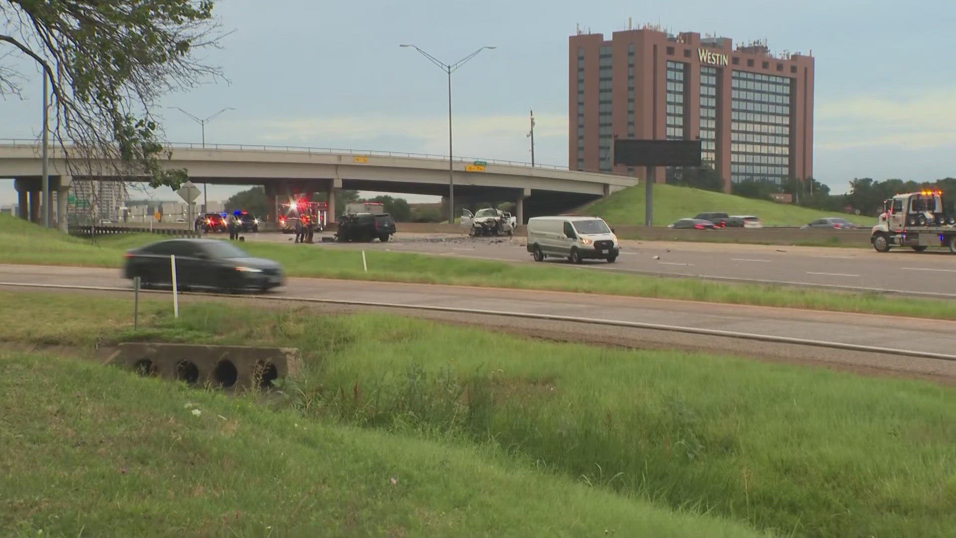 Traffic Alert: Crash closes all eastbound lanes of 114, officials say ...