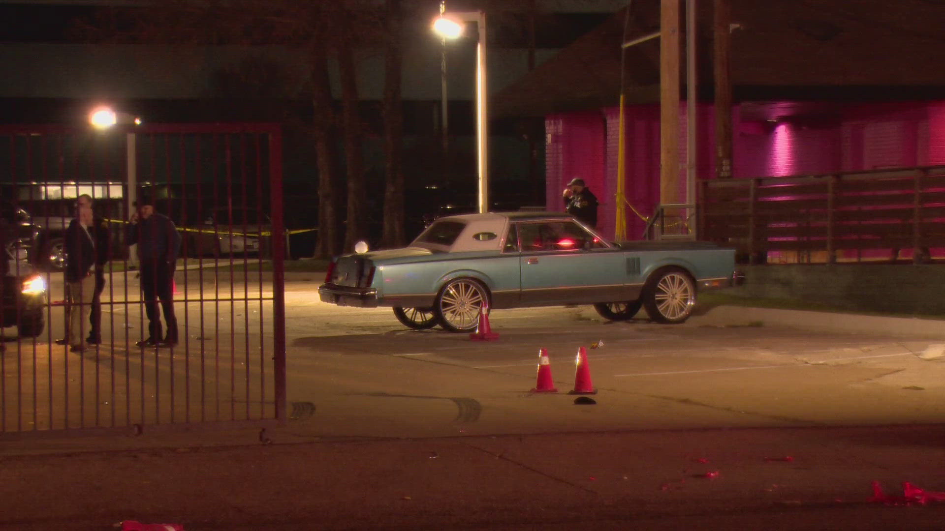 Dallas police investigate Christmas Day death of 15-year-old found in ...