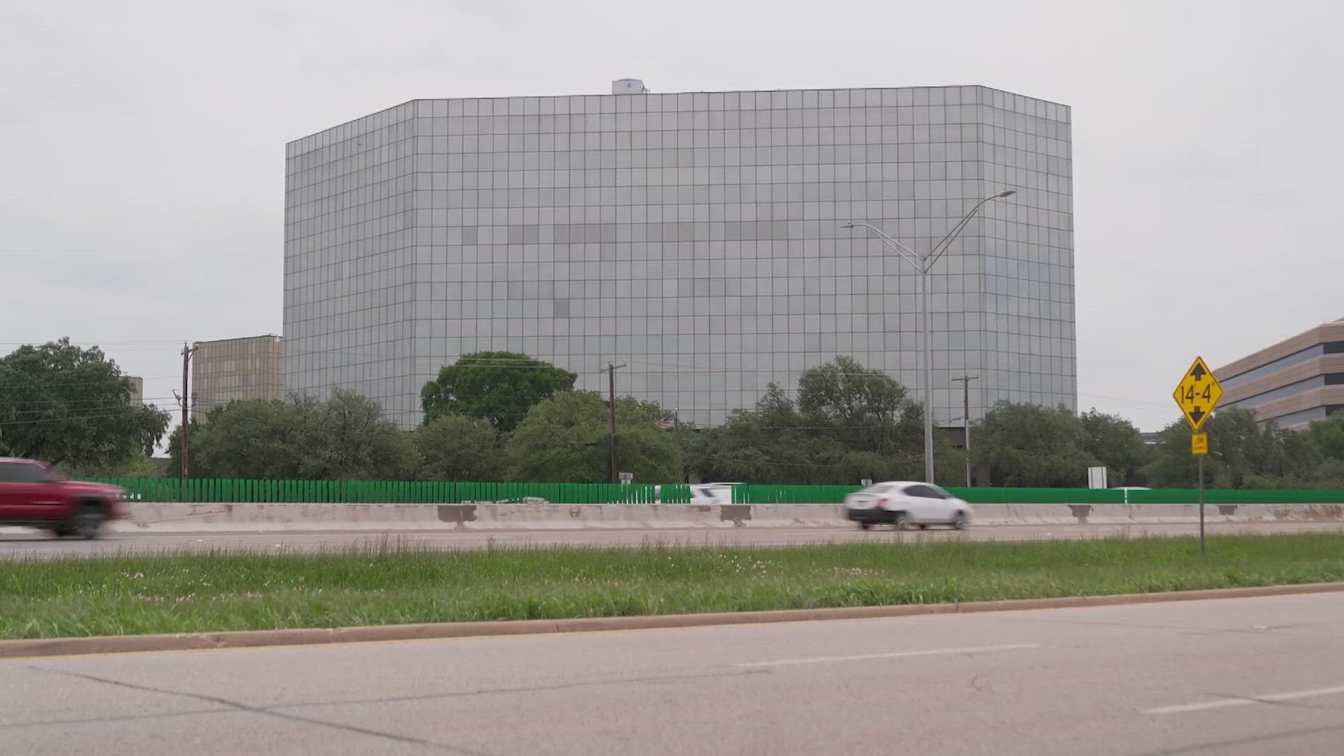 Dallas admits failure will sell unused permitting building after ...