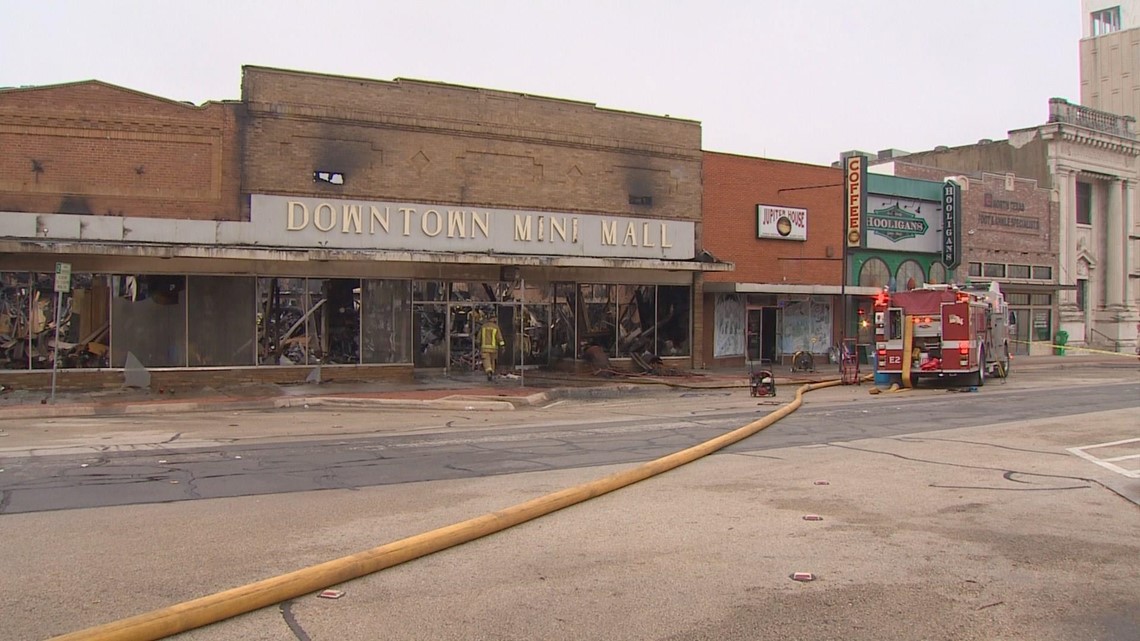 Family mourns loss of their long-time Denton business to fire | wfaa.com
