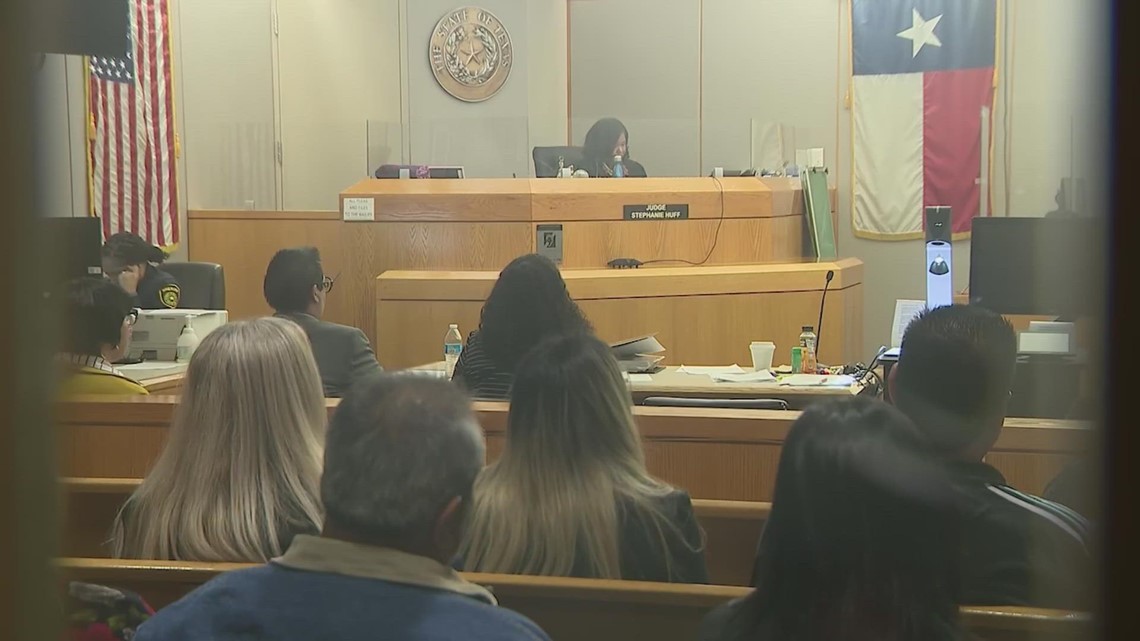 Murder trial begins for father accused of driving getaway vehicle for ...
