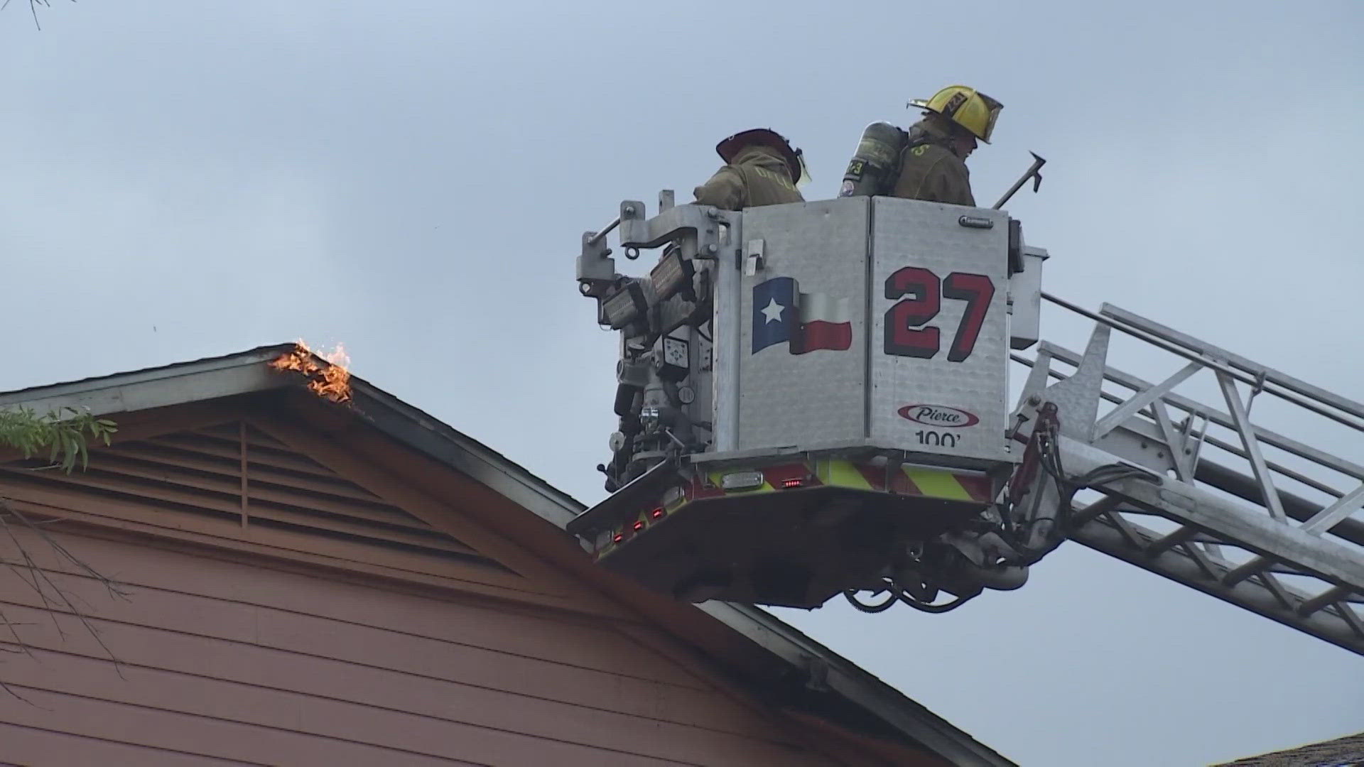 Bill aims to cover post-retirement cancer care for firefighters | wfaa.com
