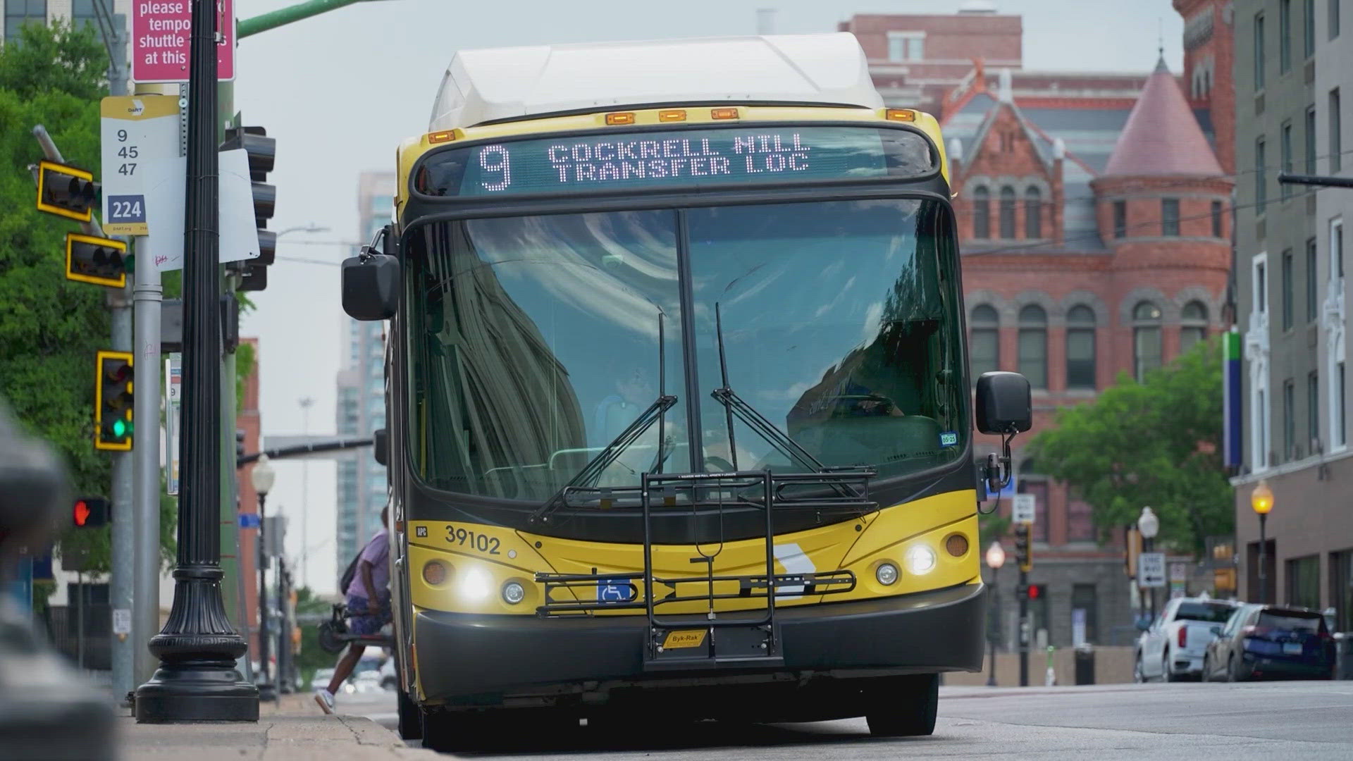 DART weighs future service changes as riders look for clarity | wfaa.com