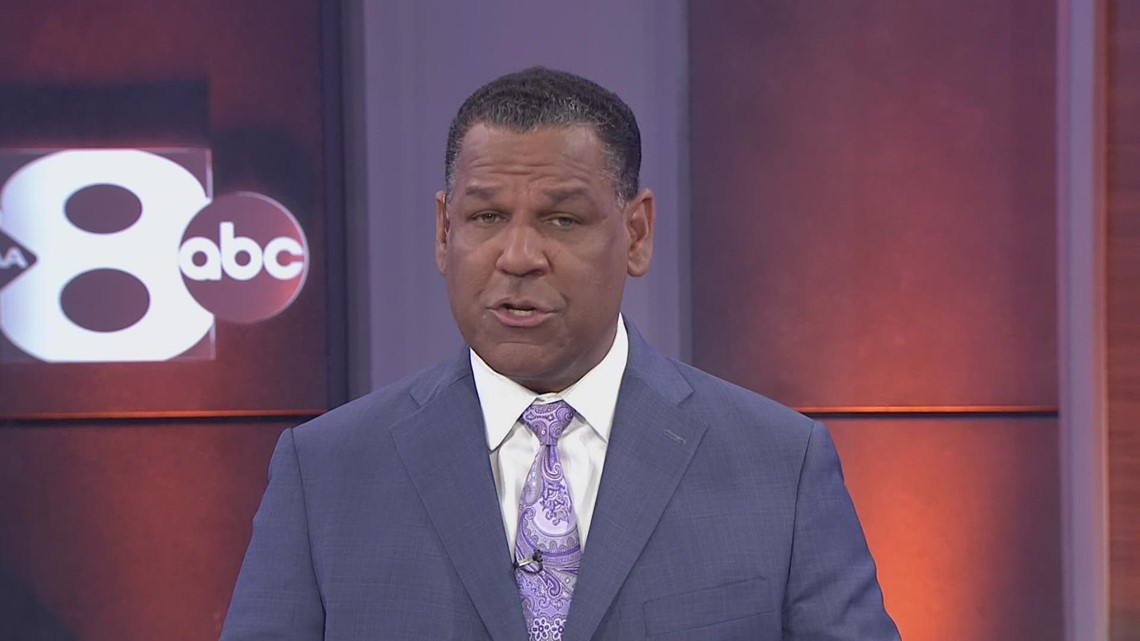 Joe Trahan's Extra Point: Why March Madness is magic | wfaa.com