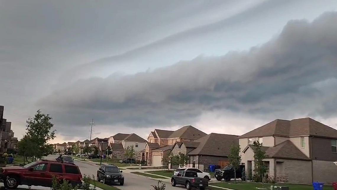 What are shelf clouds? Here's how the form and what they mean | wfaa.com
