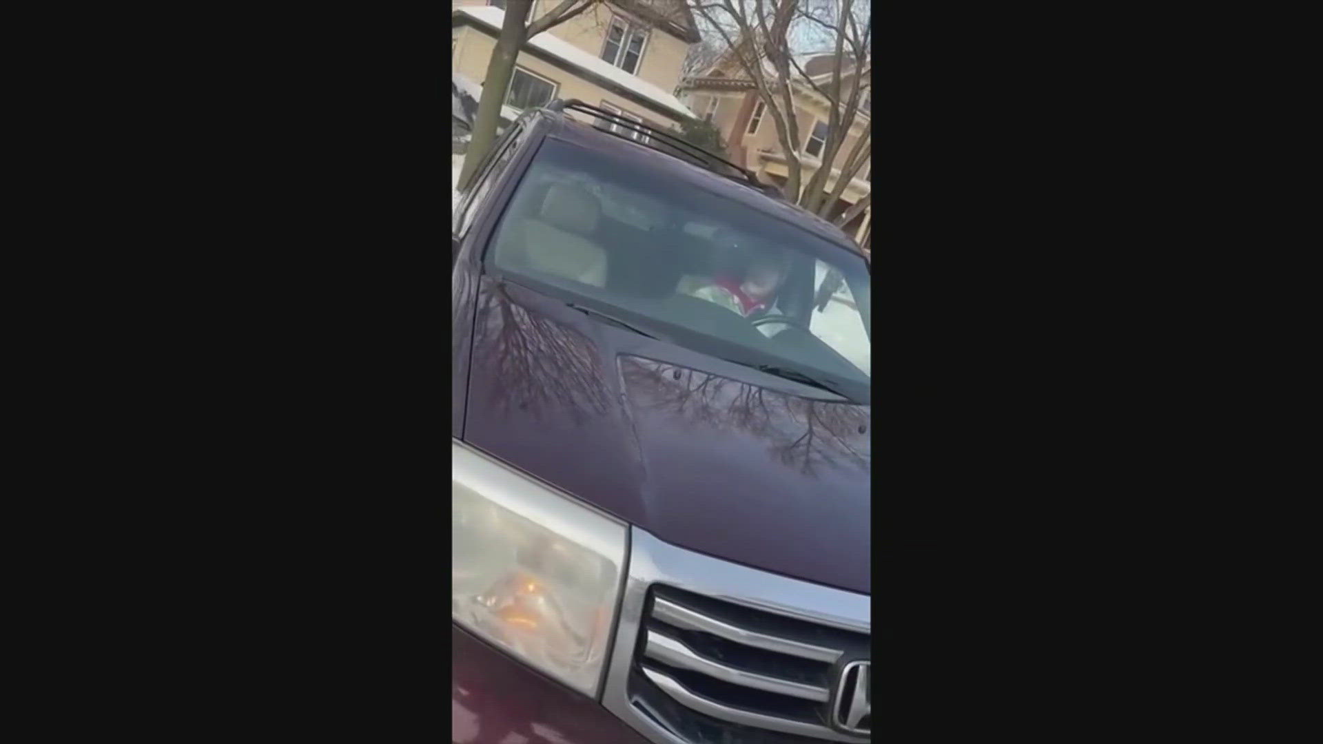 Video from officer shows moment of fatal shooting of Renee Good in ...