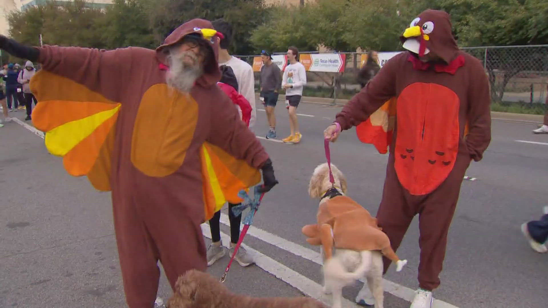 Downtown Dallas hosts annual Turkey Trot | wfaa.com