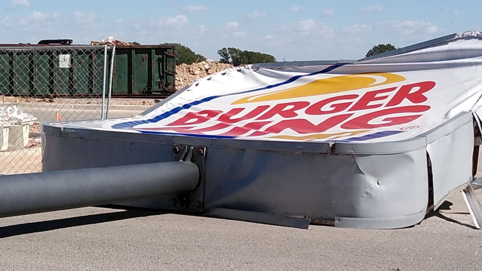 DFW weather updates: Wind causing flight delays, grass fire risk | wfaa.com