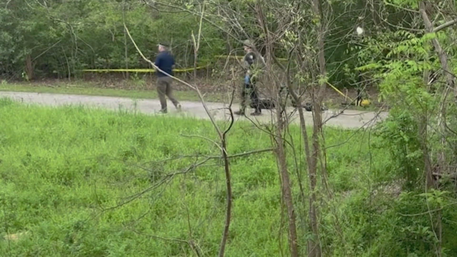 Live homemade explosives found near Garland,Texas park, officials say ...