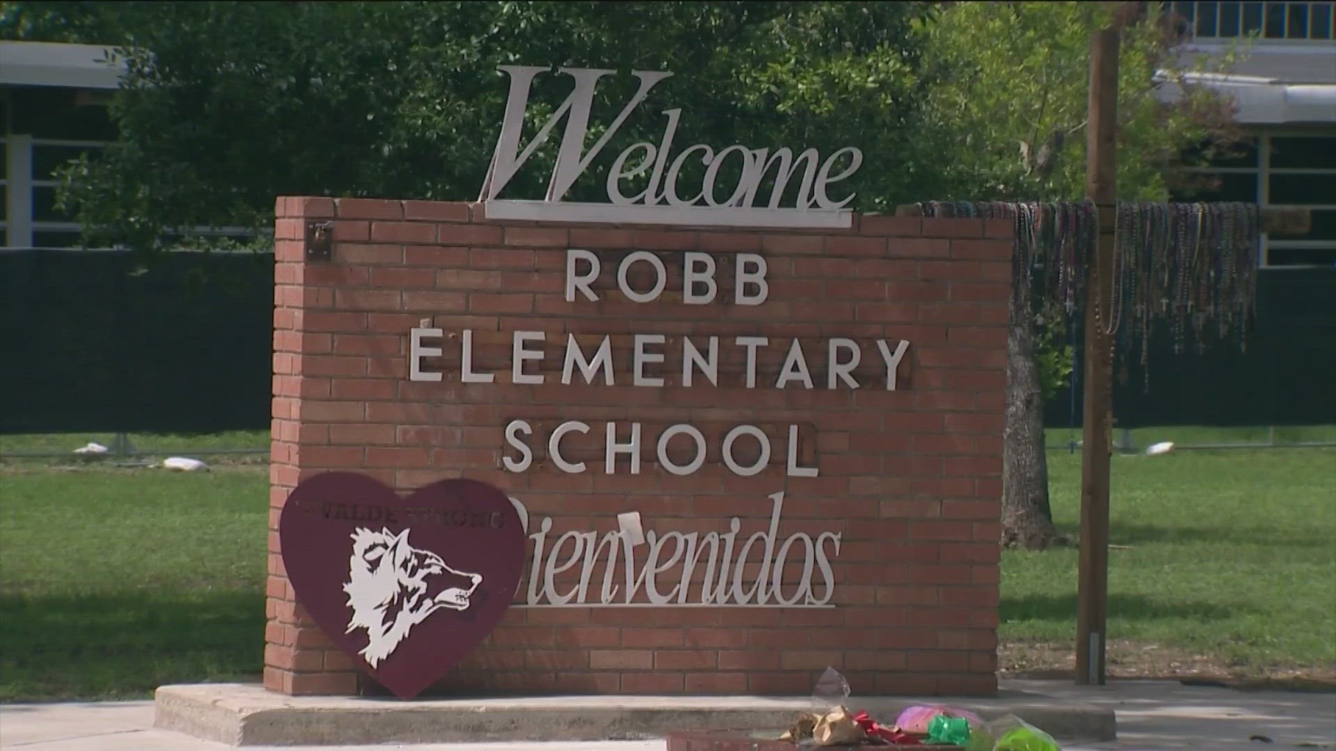 Graphic images from Uvalde school shooting included in Washington Post ...