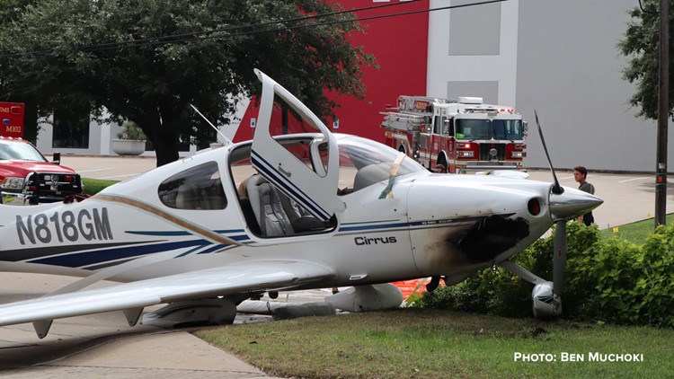 Pilot deploys emergency parachute while attempting to land at Addison ...