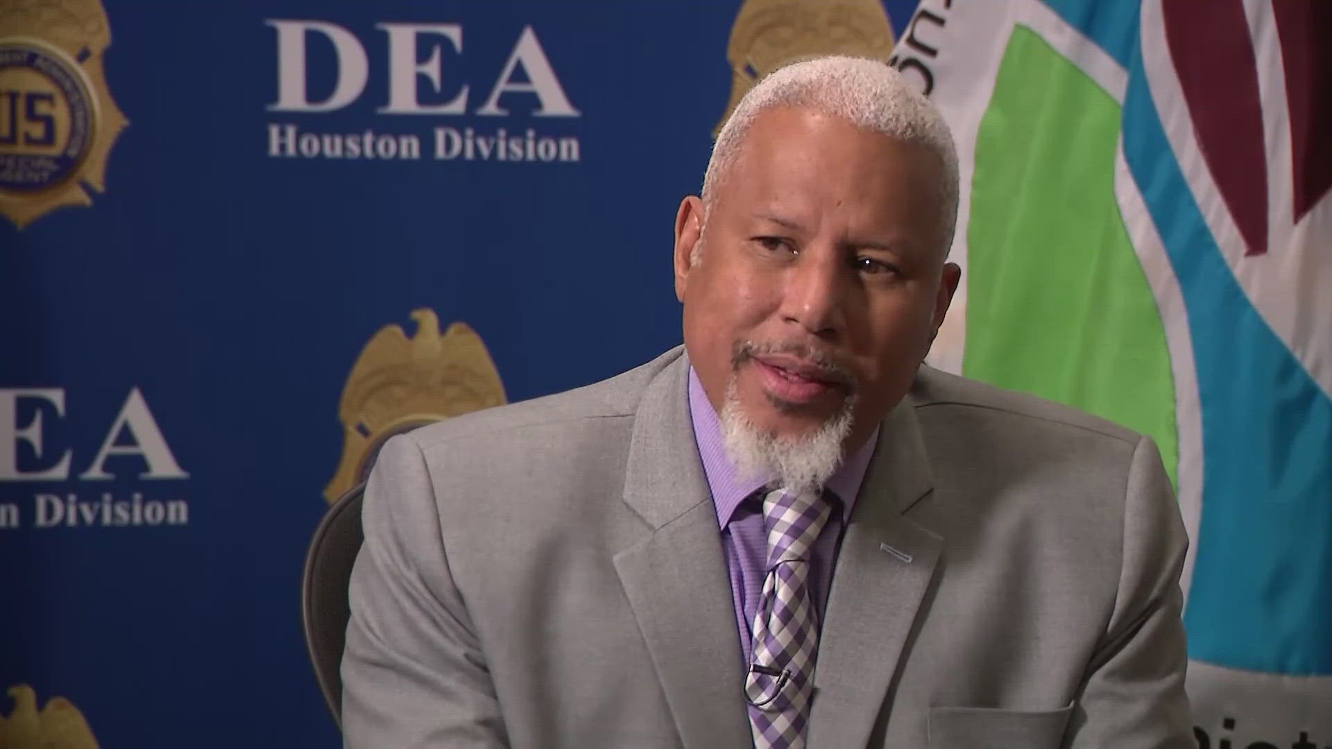 Dallas names veteran DEA agent Daniel C. Comeaux new police chief ...