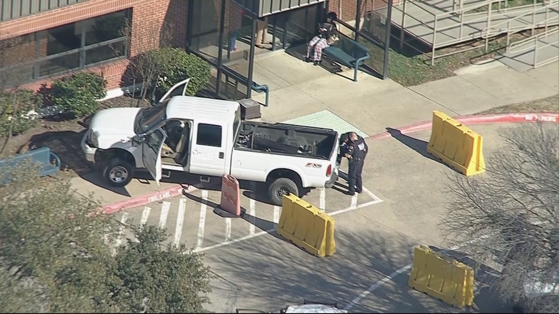 Pickup truck hits DPD patrol car during chase, crashes out at VA ...