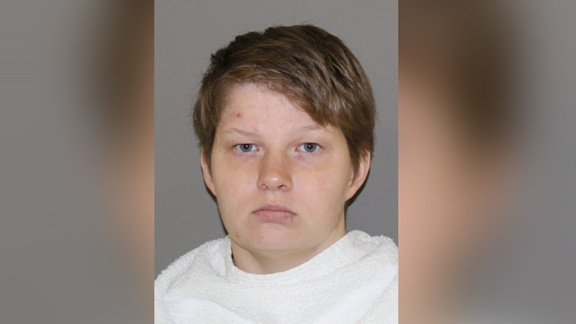 'Girl in the closet' Lauren Kavanaugh accused of sexual relationship ...