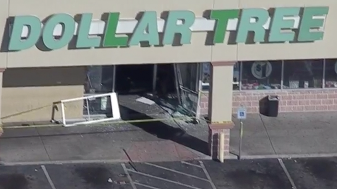 Man trying to steal from Dollar Tree drives through the front door ...