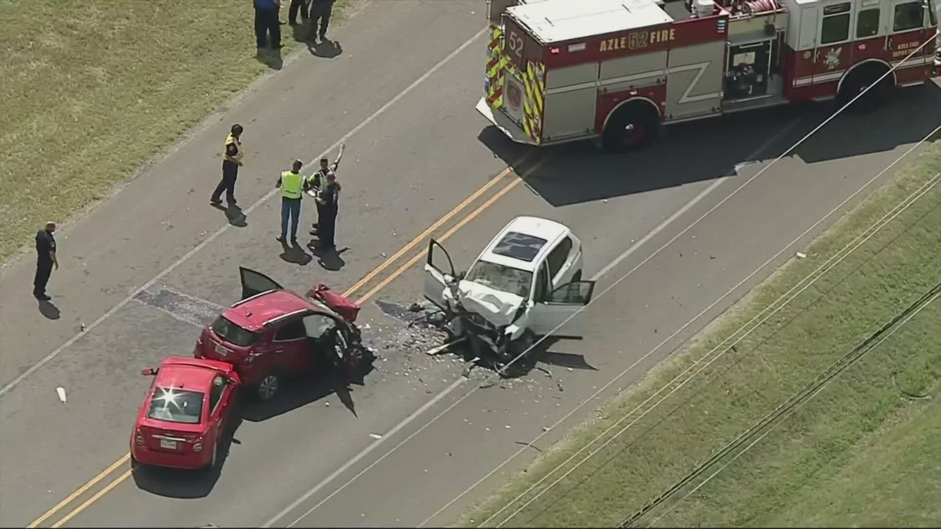 Two killed in multi-vehicle crash on FM 730 in Parker County | wfaa.com
