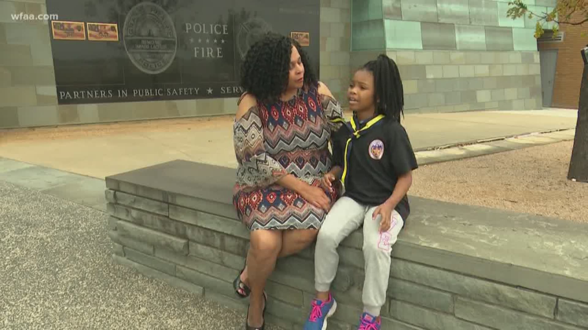 Girl stops in Grand Prairie to hug police officers across the U.S ...