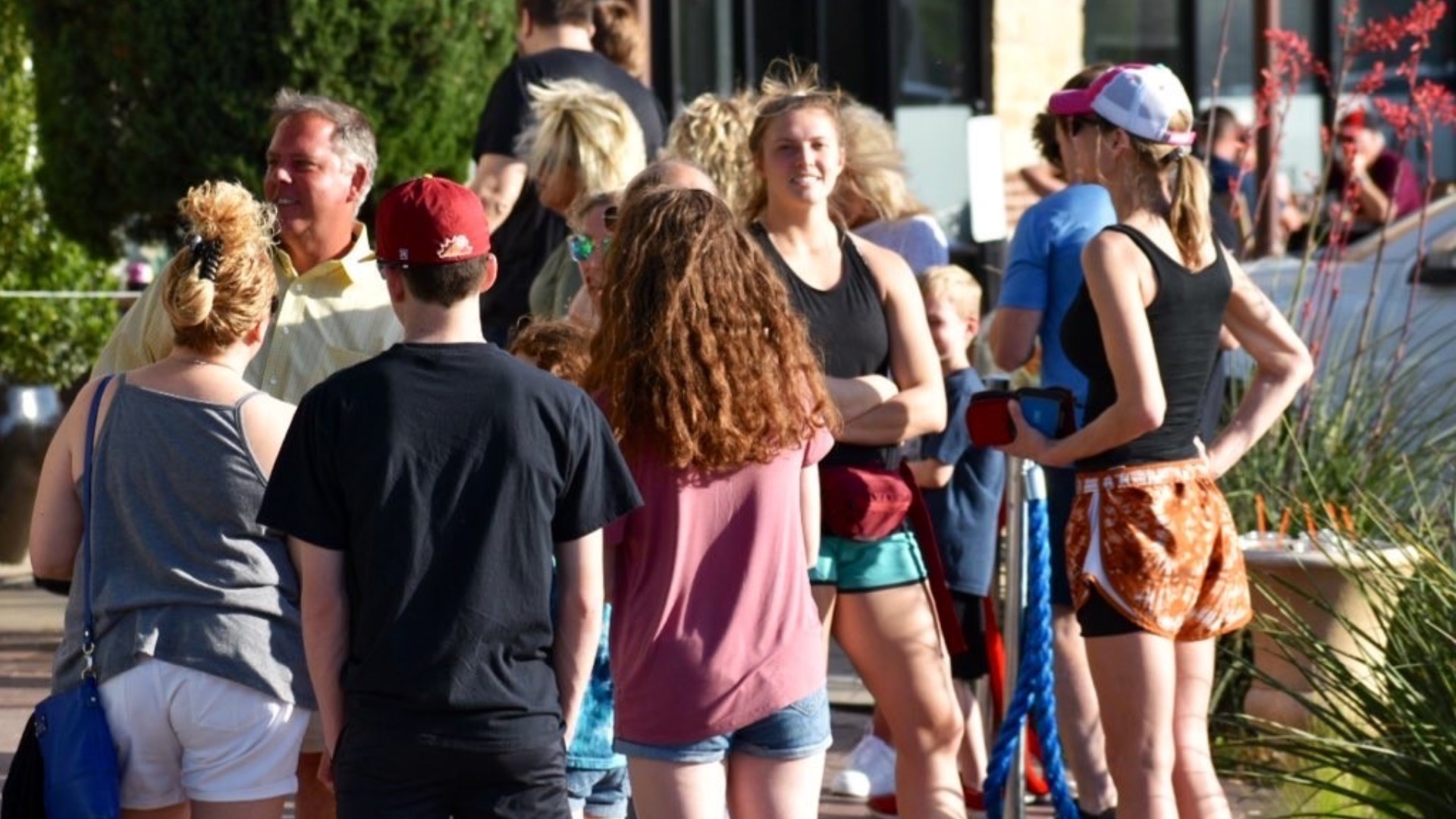 Restaurant goers seen gathering in groups as Colleyville becomes among ...