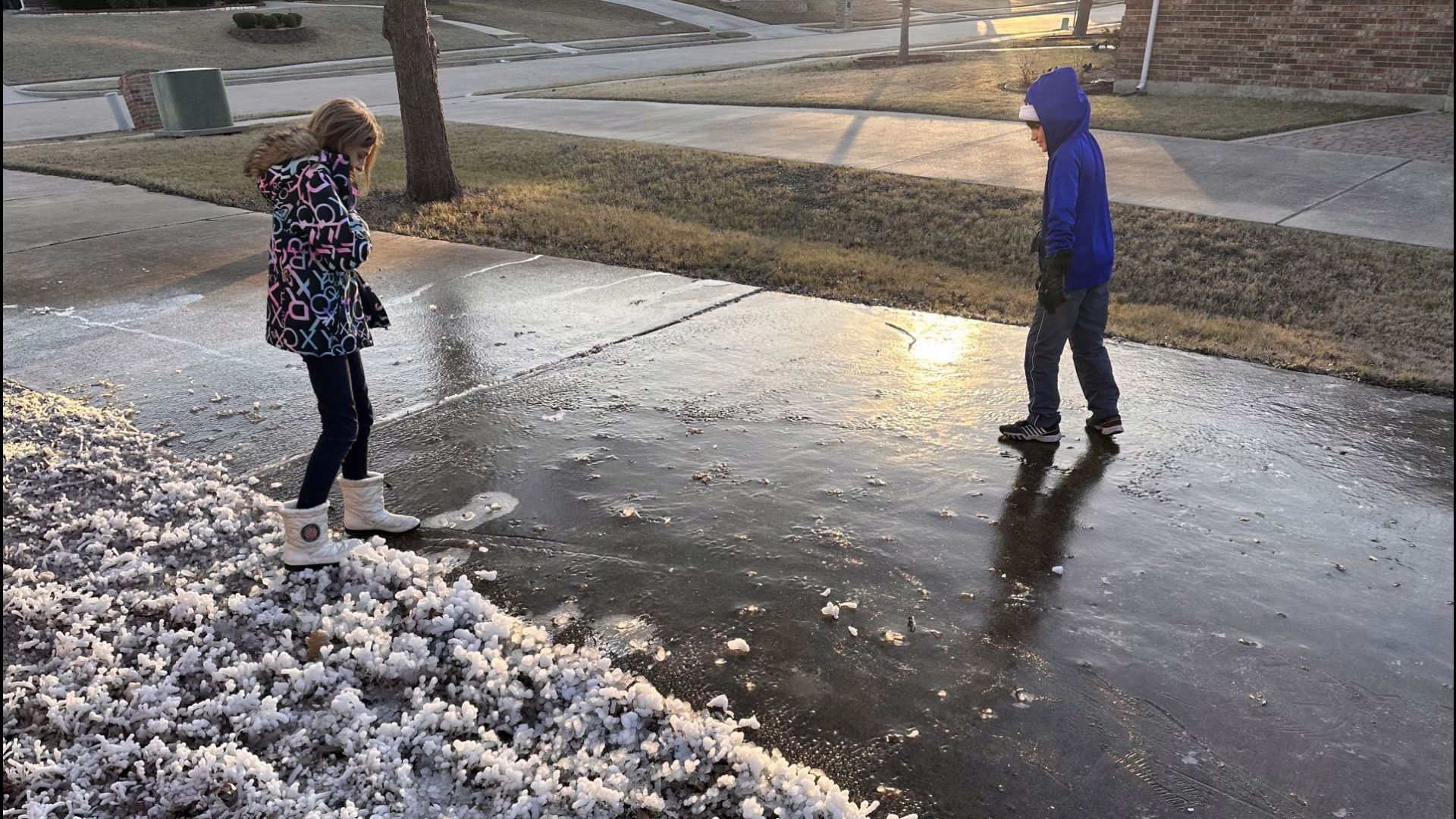 Snowing in Dallas: Pictures and video of Dallas-Fort Worth snow | wfaa.com