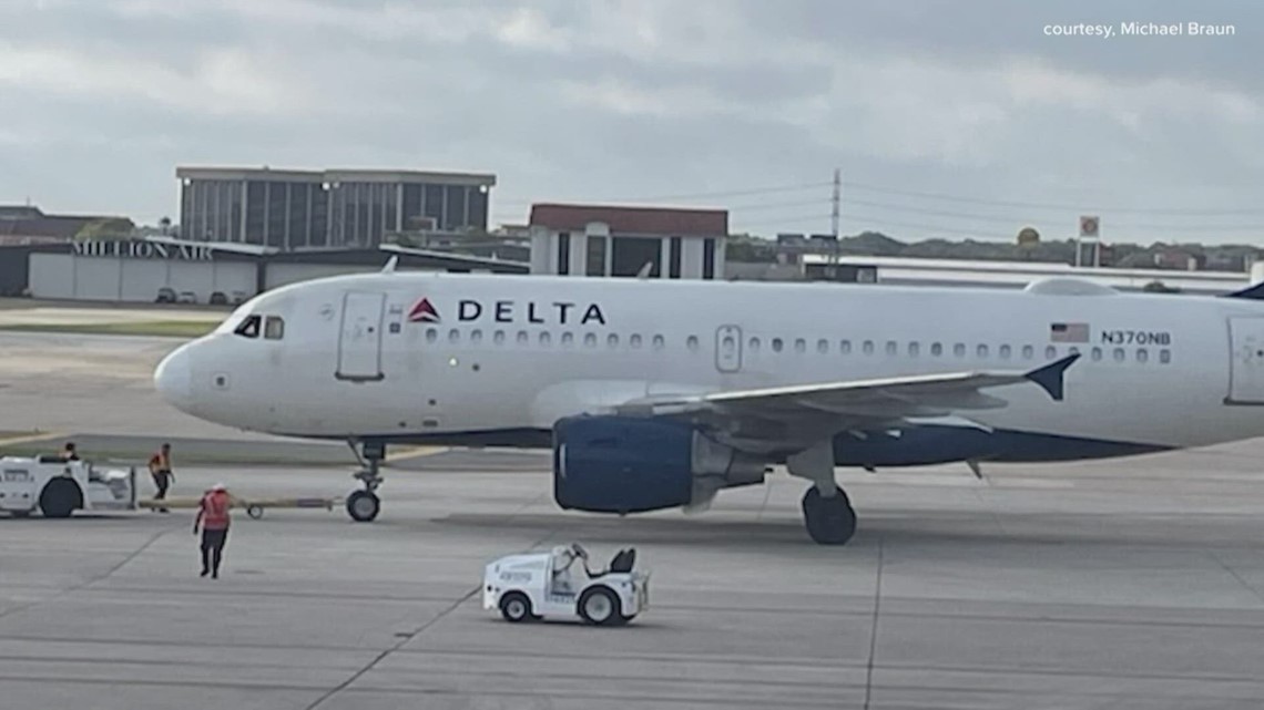 Texas airline worker killed by jet engine at airport | wfaa.com
